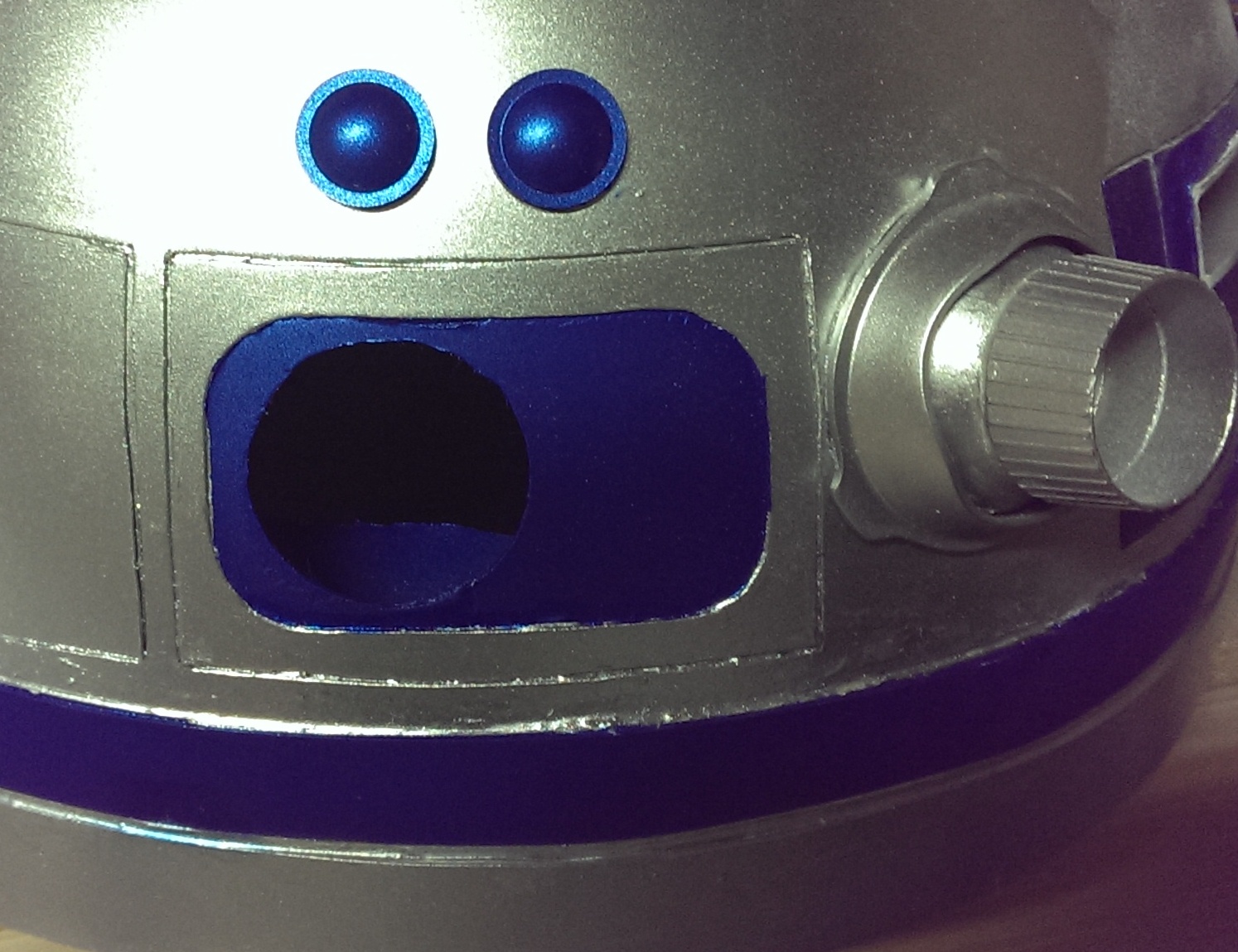 R2D2 : Hello is