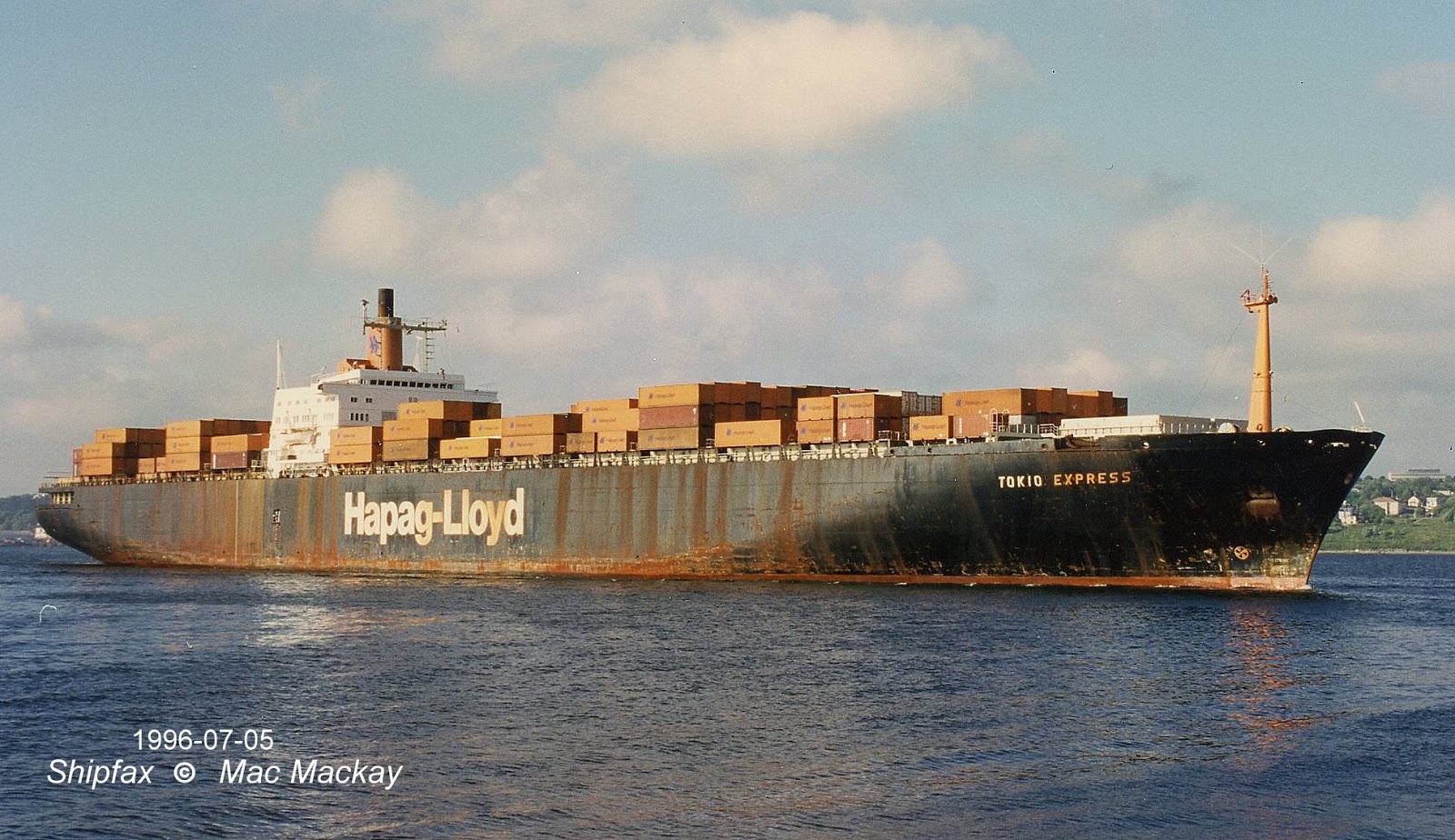 Shipfax: Tokyo Express - reuse, recycle