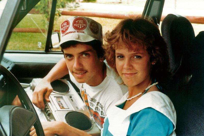 26 Cool Pics of Couples That Defined Fashion Trends of the 1980s ...