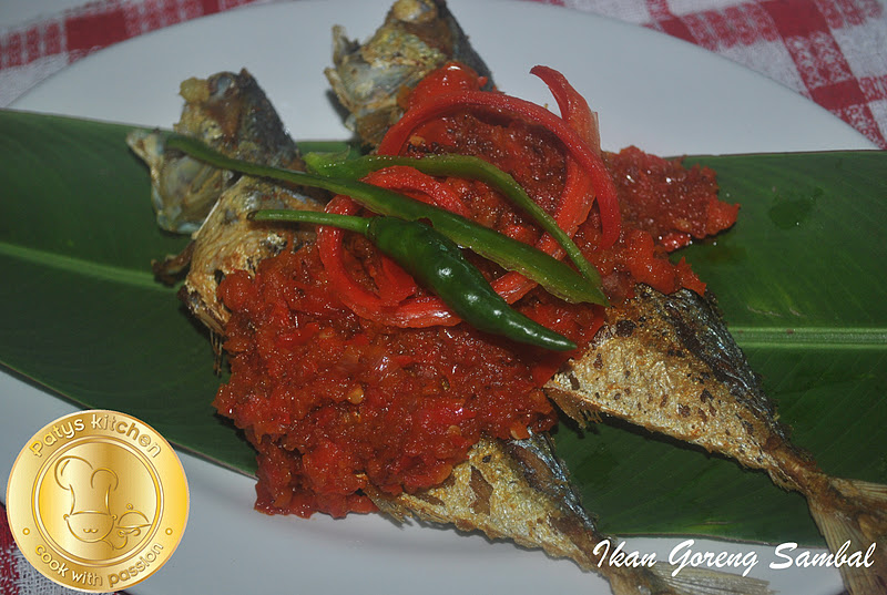 PATYSKITCHEN: FRIED FISH WITH SAMBAL / KEMBONG GORENG SAMBAL