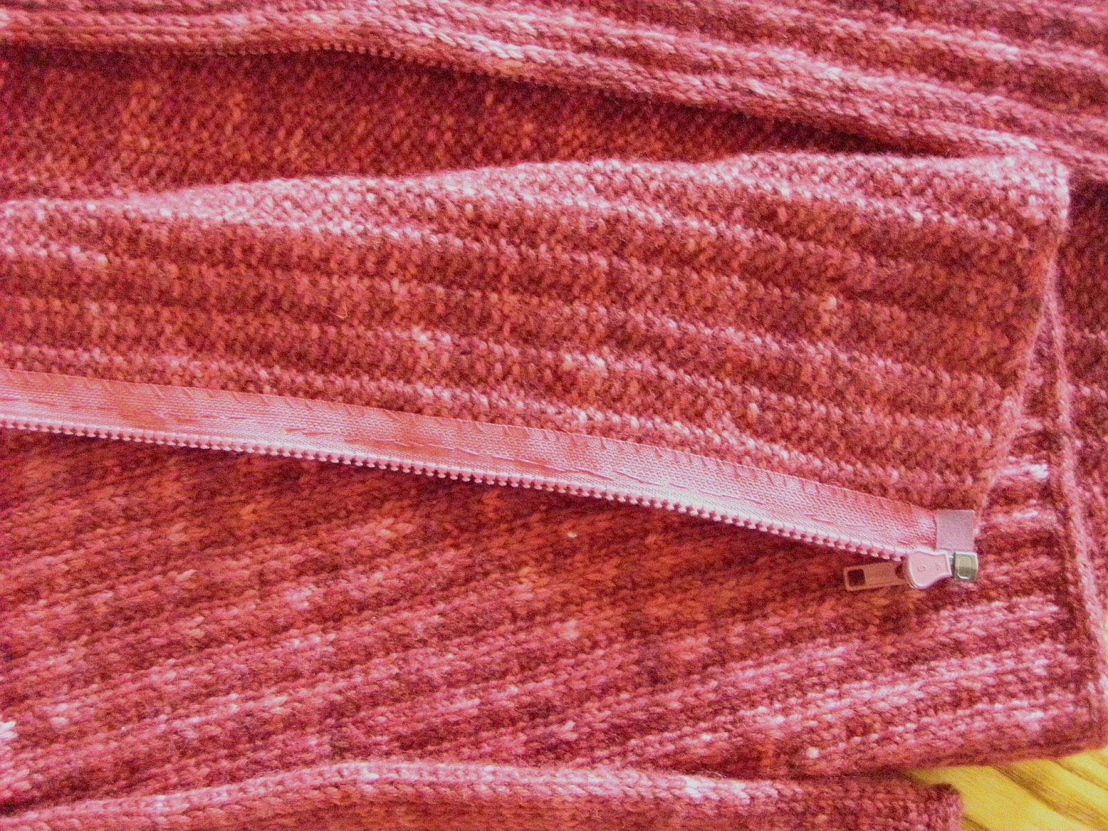 Inserting a Zipper – Ann Budd Knits