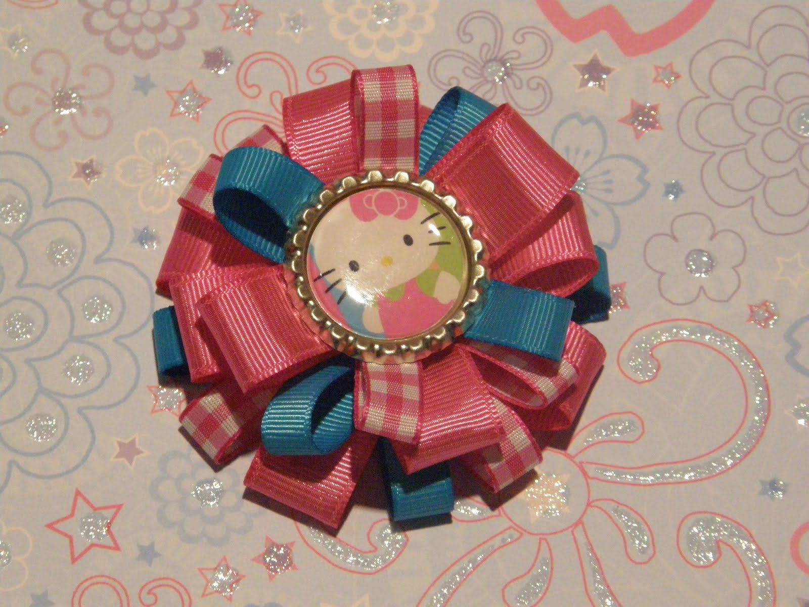 Sweet.Bee.Bowtique: Hello Kitty Bows