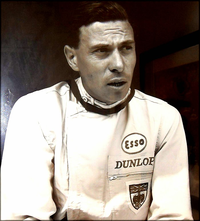 Ayrton Senna: A Lenda Ayrton Senna Visita Museu de Outra Lenda do ...