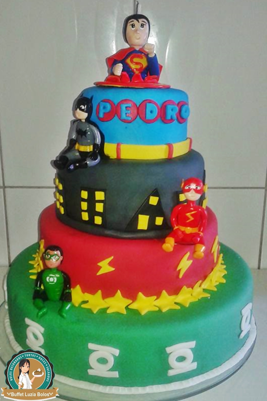 Luzia Bolos: Bolos da Liga da Justiça