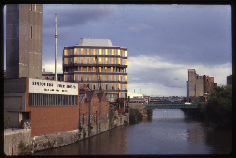 36 Fascinating Color Photos of Bristol, England in 1981 ~ Vintage Everyday