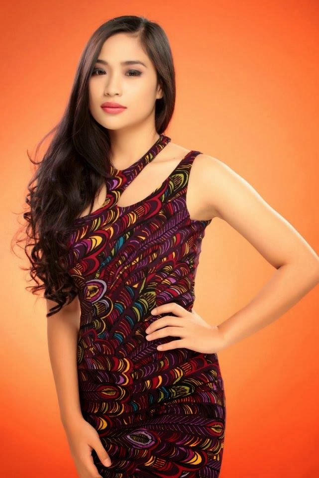 SENSUAL PINAYS: ALYZZA AGUSTIN - A Charming Diety