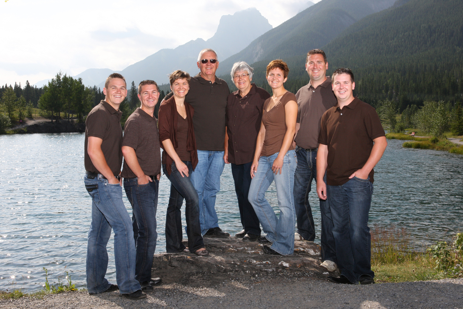 Alpine Peak Photography: Banff Portrait Photographer - Smith Family ...