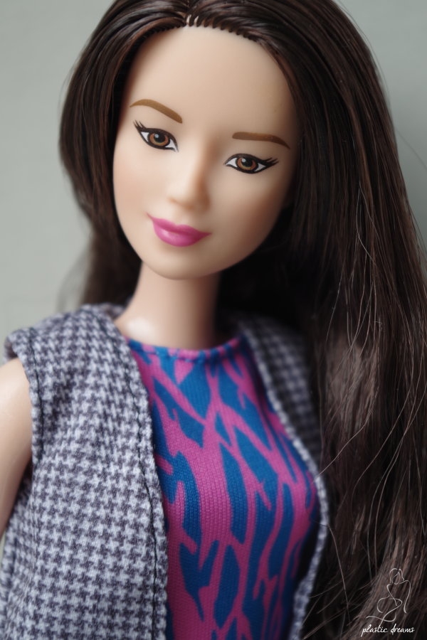 Plastic Dreams Dolls :: Barbie et miniatures: Fashionistas Barbie Doll ...