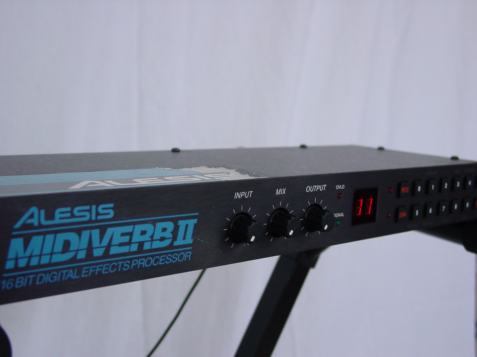 SolidStateCollective: Alesis Midiverb II - Vintage 16 Bit Digital ...