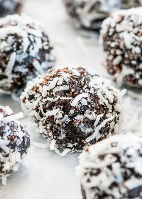 Chocolate Rumballs | RECIPES 10