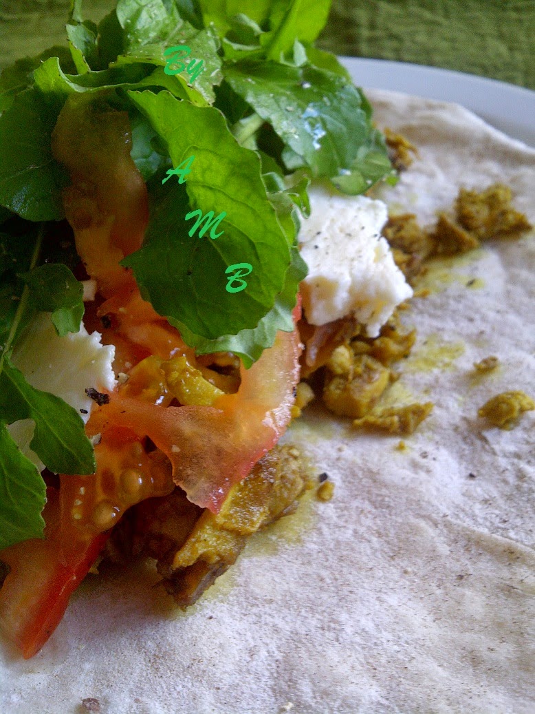 Roll de Pollo al Curry y Rúcula