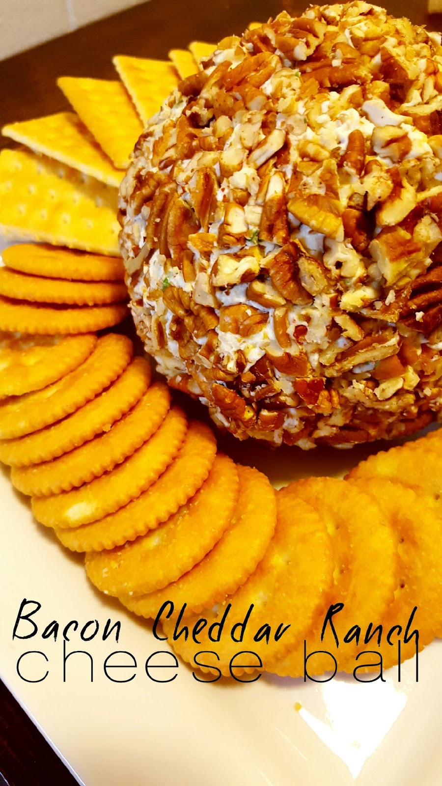 Bacon Cheddar Ranch Cheese Ball - Lou Lou Girls