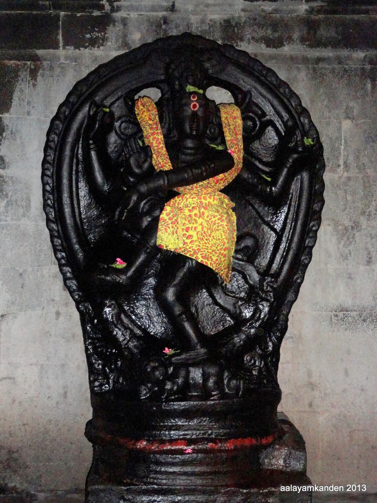 Aalayam Kanden (Temples I saw): Suddha Ratneswara - The Purest Gem!