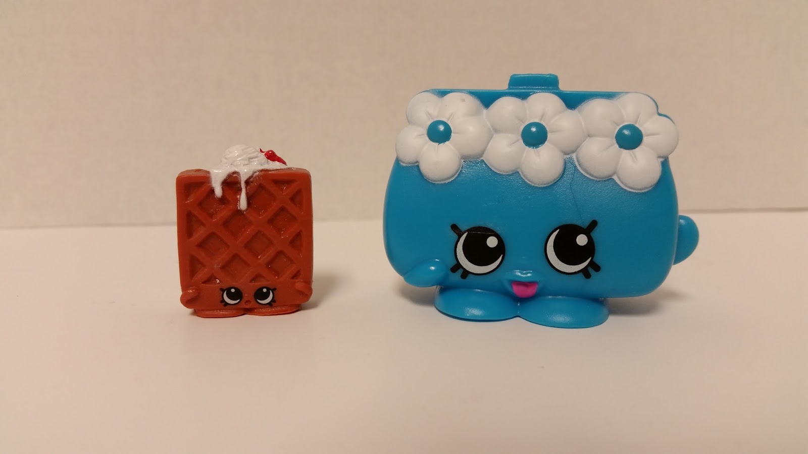 Never Grow Up: A Mom's Guide to Dolls and More: Shopkins Season 4 and ...