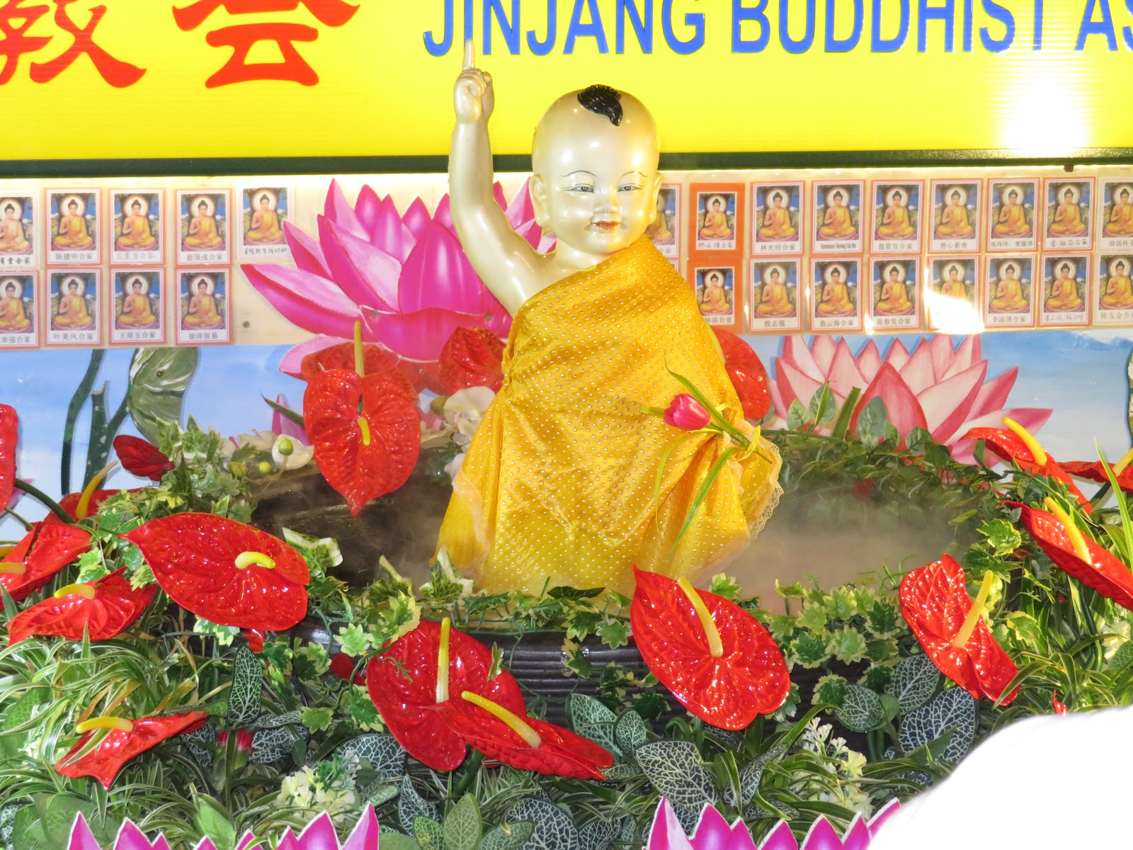 Kee Hua Chee Live!: WESAK DAY PROCESSION WHICH STARTED FROM MAHA VIHARA ...