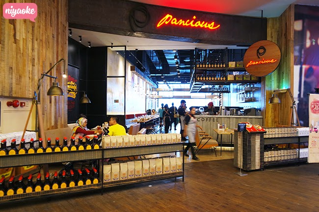 eater, thinker, dreamer - a food, travel, random blogger from Jakarta ...