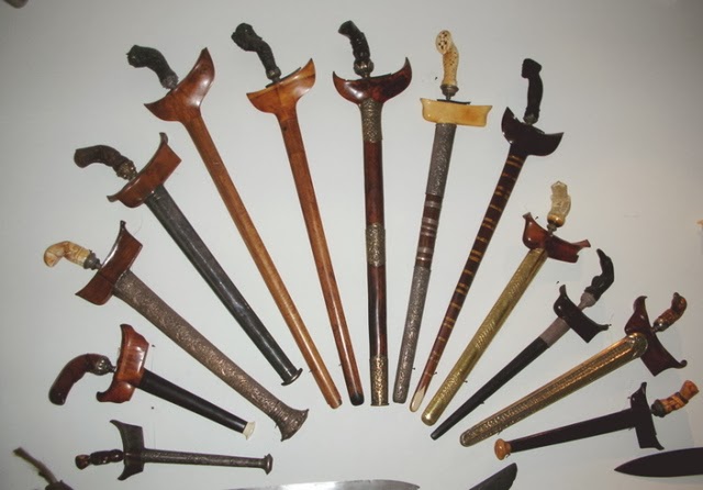 Jenis Jenis Keris - KERIS PUSAKA