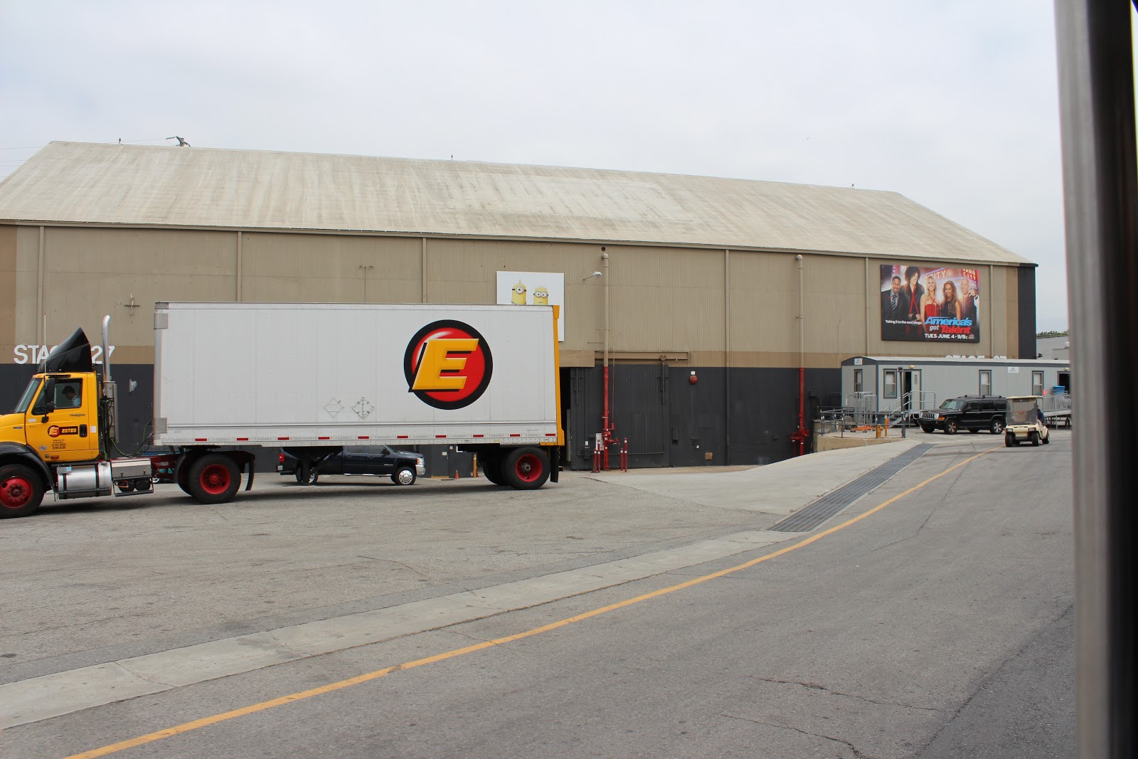 Glimpses and Glances: A Fun Day Out at The Entertainment Capital of LA ...