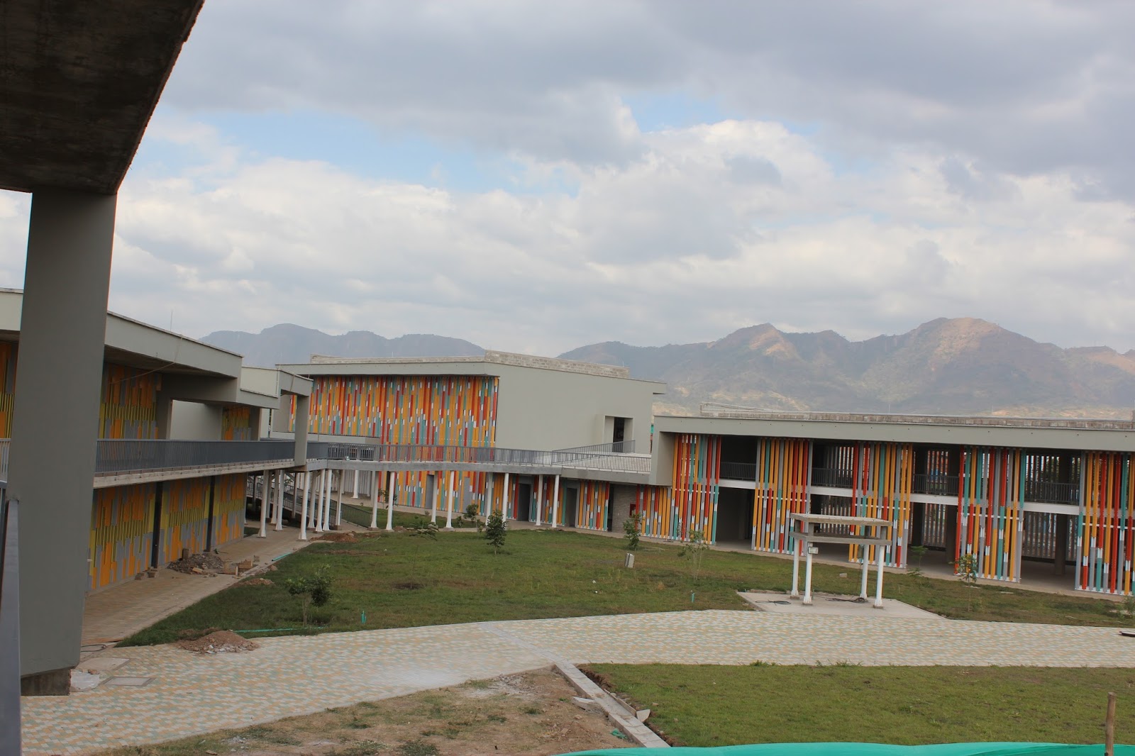 MEGA-COLEGIO EL PROGRESO COMUNA V