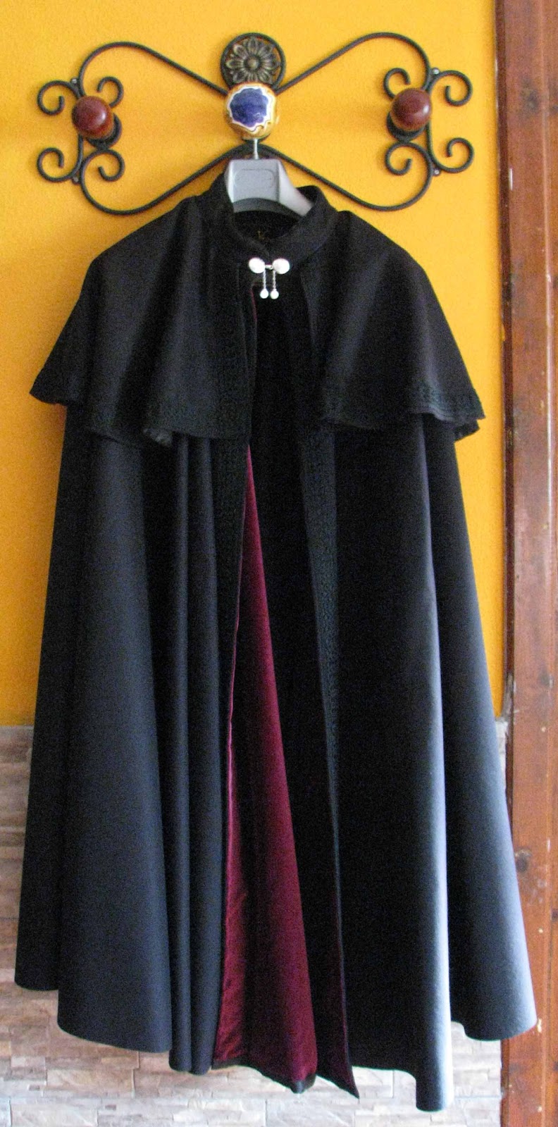 Xtco, Puente Viesgo y mucho mas.: Ya tengo capa... MI CAPA