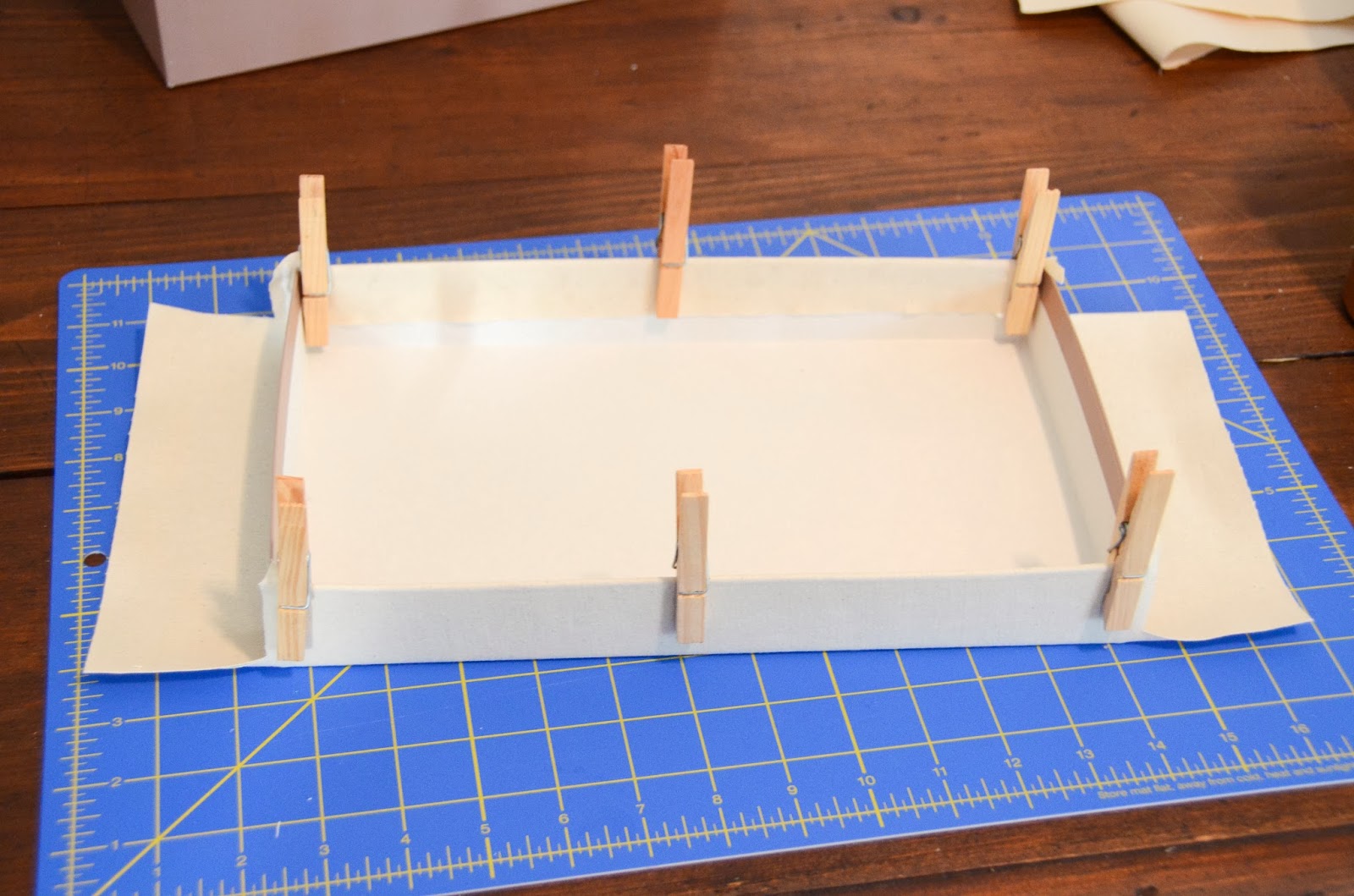 IRON & TWINE: DIY Fabric Covered Box