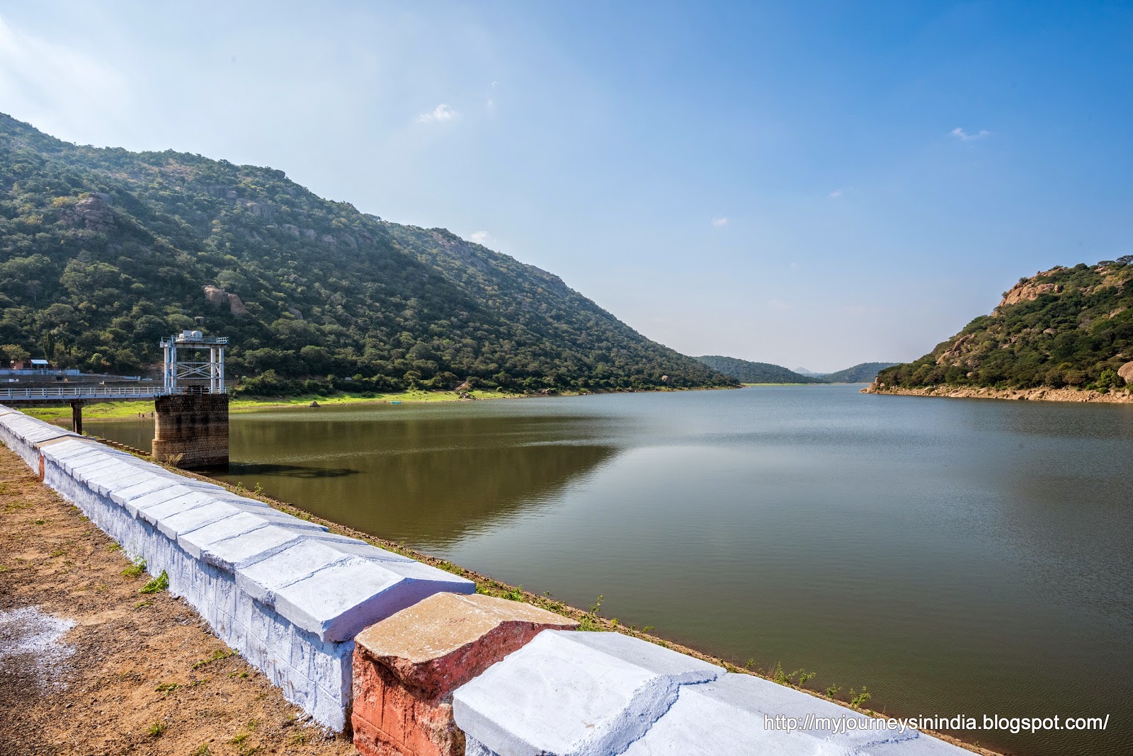 My Journeys In India: Panchapalli Dam Near Hosur and Cattle Egret Fight
