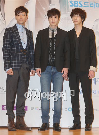 It's Me, Ula..!!!: 49 Days Official Picture