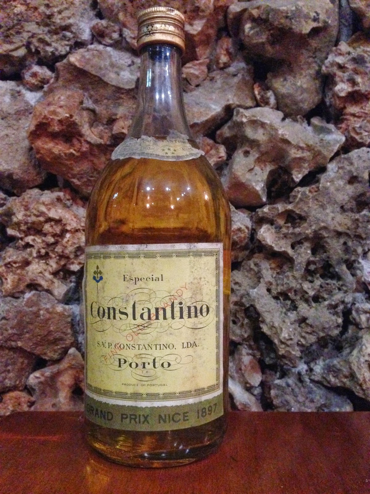 Aguardentes Alves: Brandy Especial CONSTANTINO