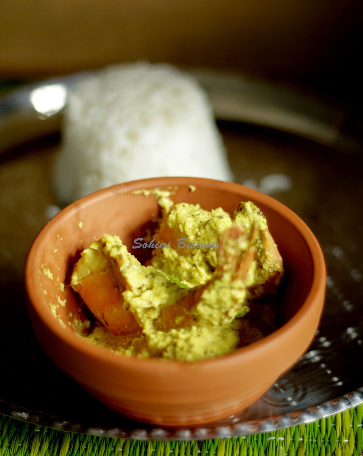 Cassia Bark: Golda Chingri Bhape or Steamed King Prawns in a mustard ...