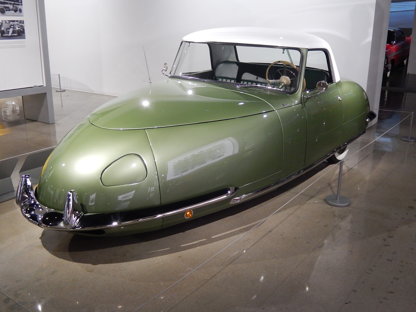 Car Style Critic: Post- World War 2 Davis Three-Wheeler