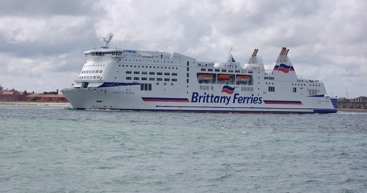 BRITTANY FERRIES: PORTSMOUTH PARADE OF BRITTANY FERRIES SHIPS