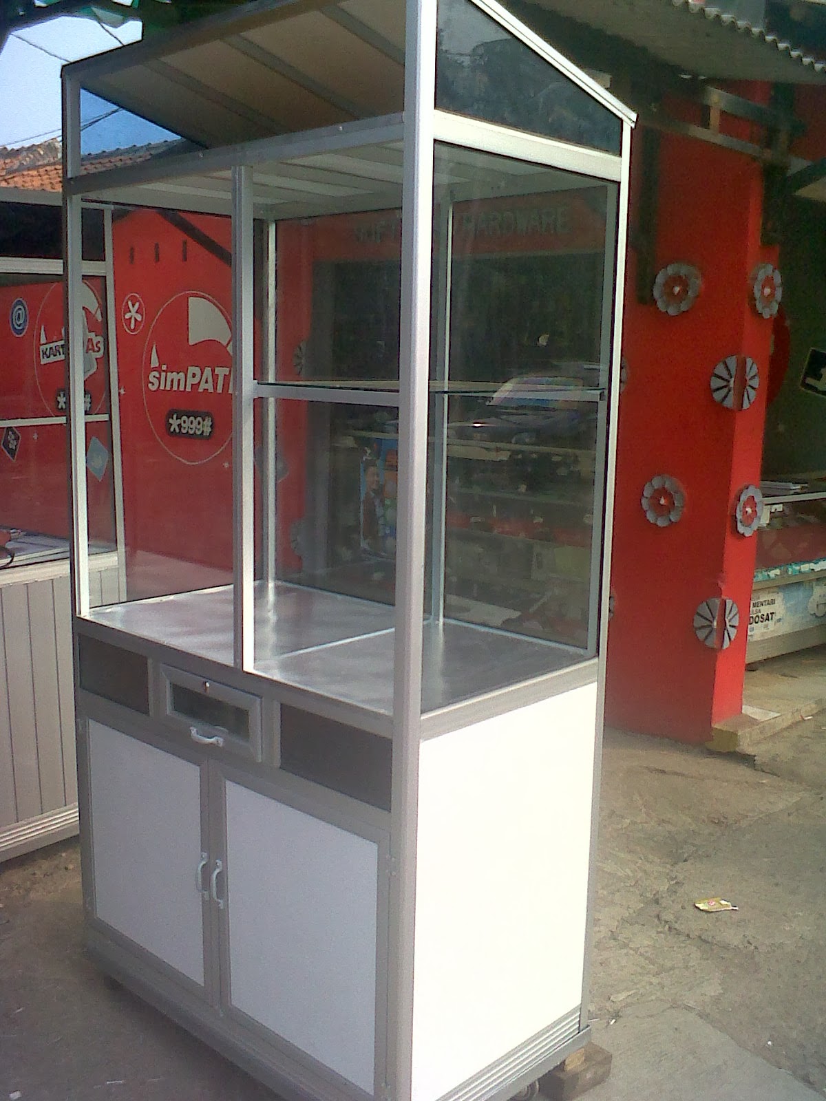 Kusen,Pintu,Jendela Almunium,etalase,gerobak,: Harga Etalase Murah