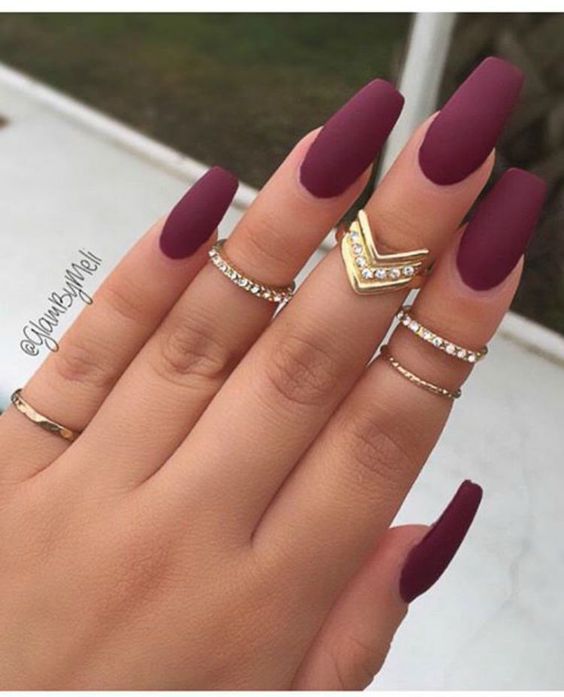 Very Berry: Matte Berry Nails for Fall Season