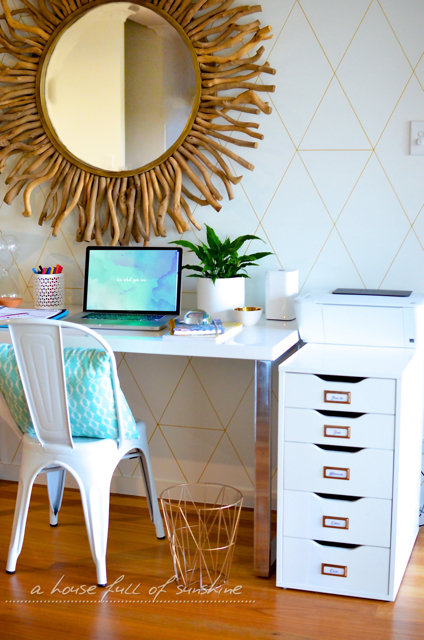 Create a custom desktop organizer - A House Full of Sunshine