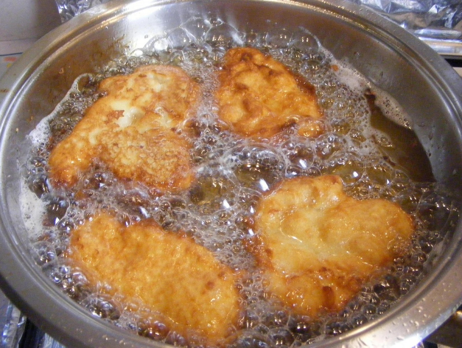 Snitele din piept de pui | Preparatedevis.ro