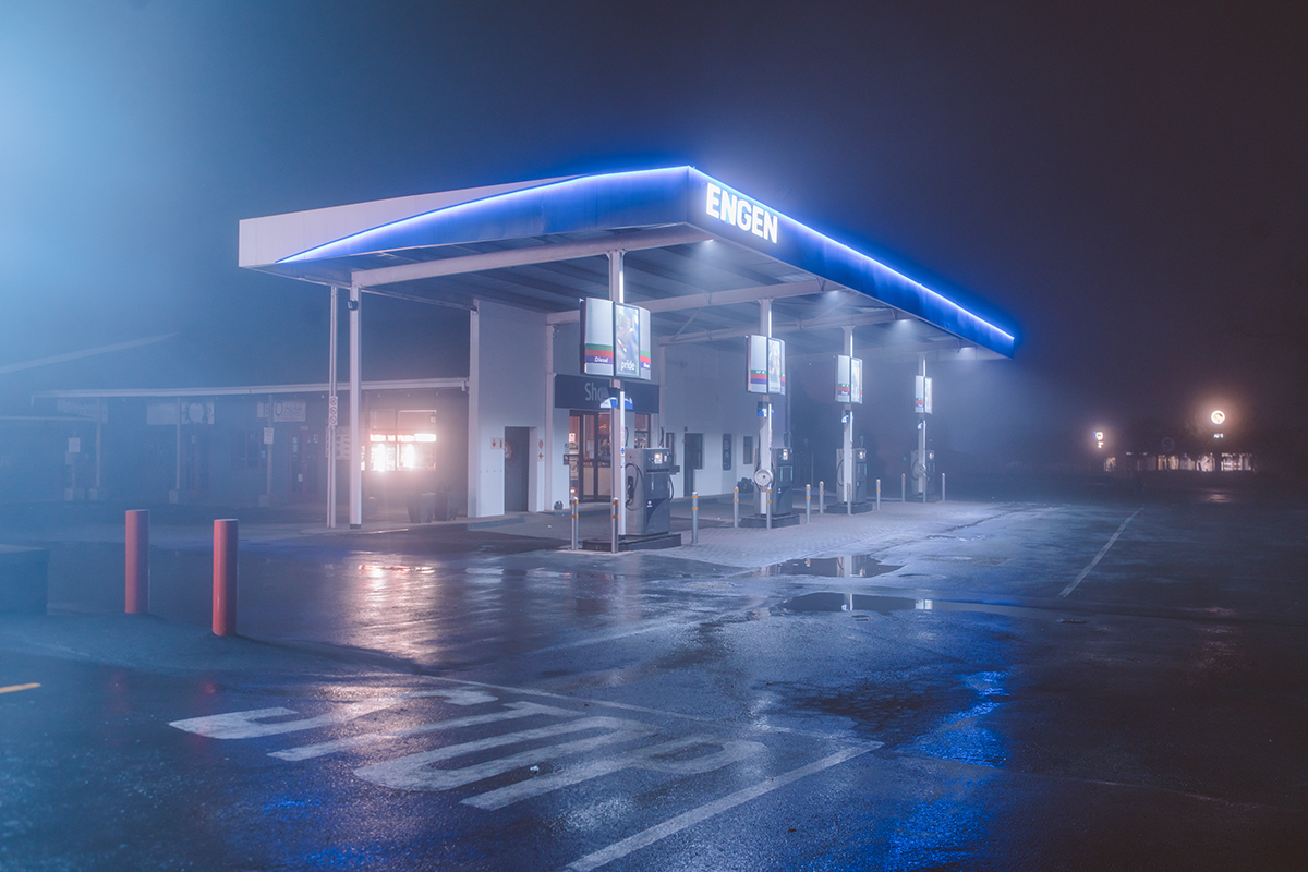 Diedrica: MIDNIGHT SHOP