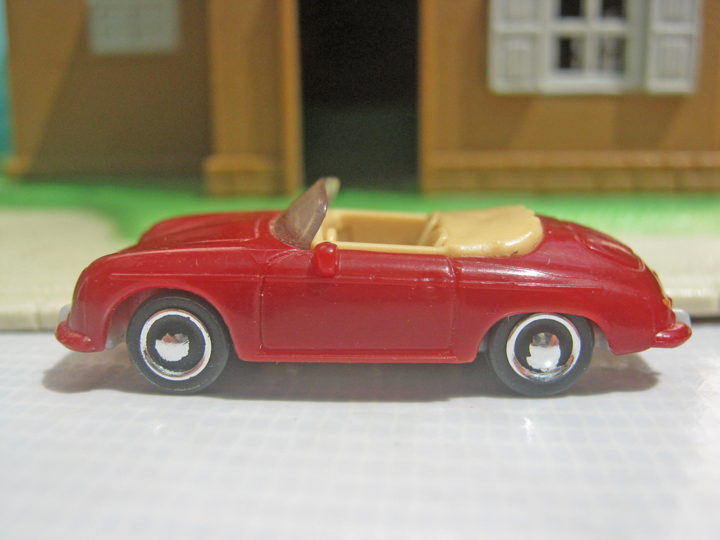 Mis Porschecitos: Kinder Surprise Egg Limited Edition