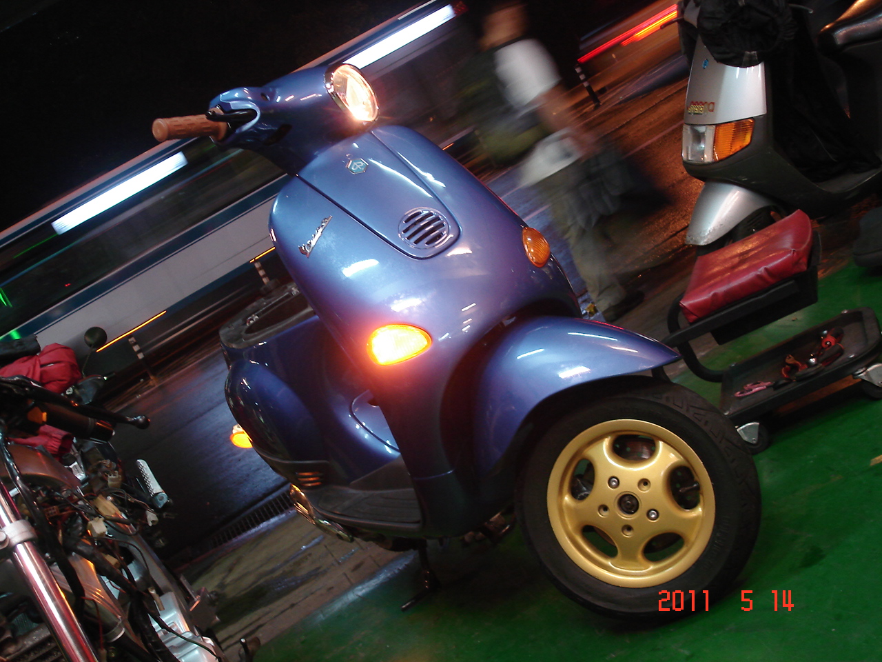 VESPLUS (VESPA+) international: 90％完成 Vespa ET8