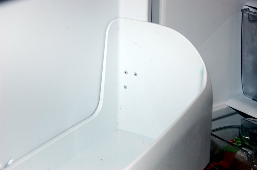 Fridge door shelf repair... Putting the 3D printer to a practical use ...