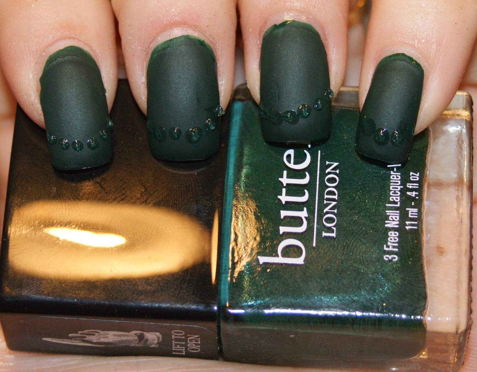 Princess Polish: How to Spruce Up a Boring Mani with Simple Nail Art!