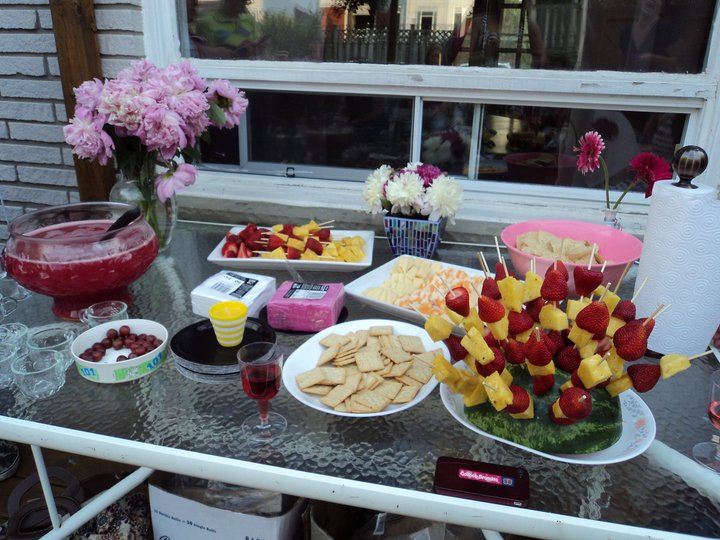 Mom's Musings: Girls Night Out Wine Tasting Party AND CONTEST!!