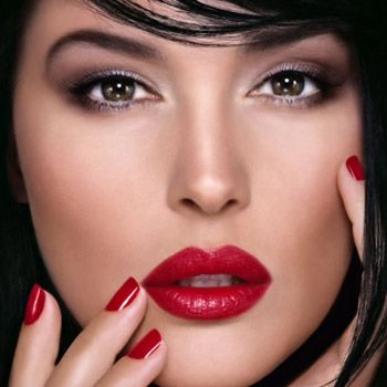 How To Wear Red Lipstick? | All About Beauty And Fashion Trends