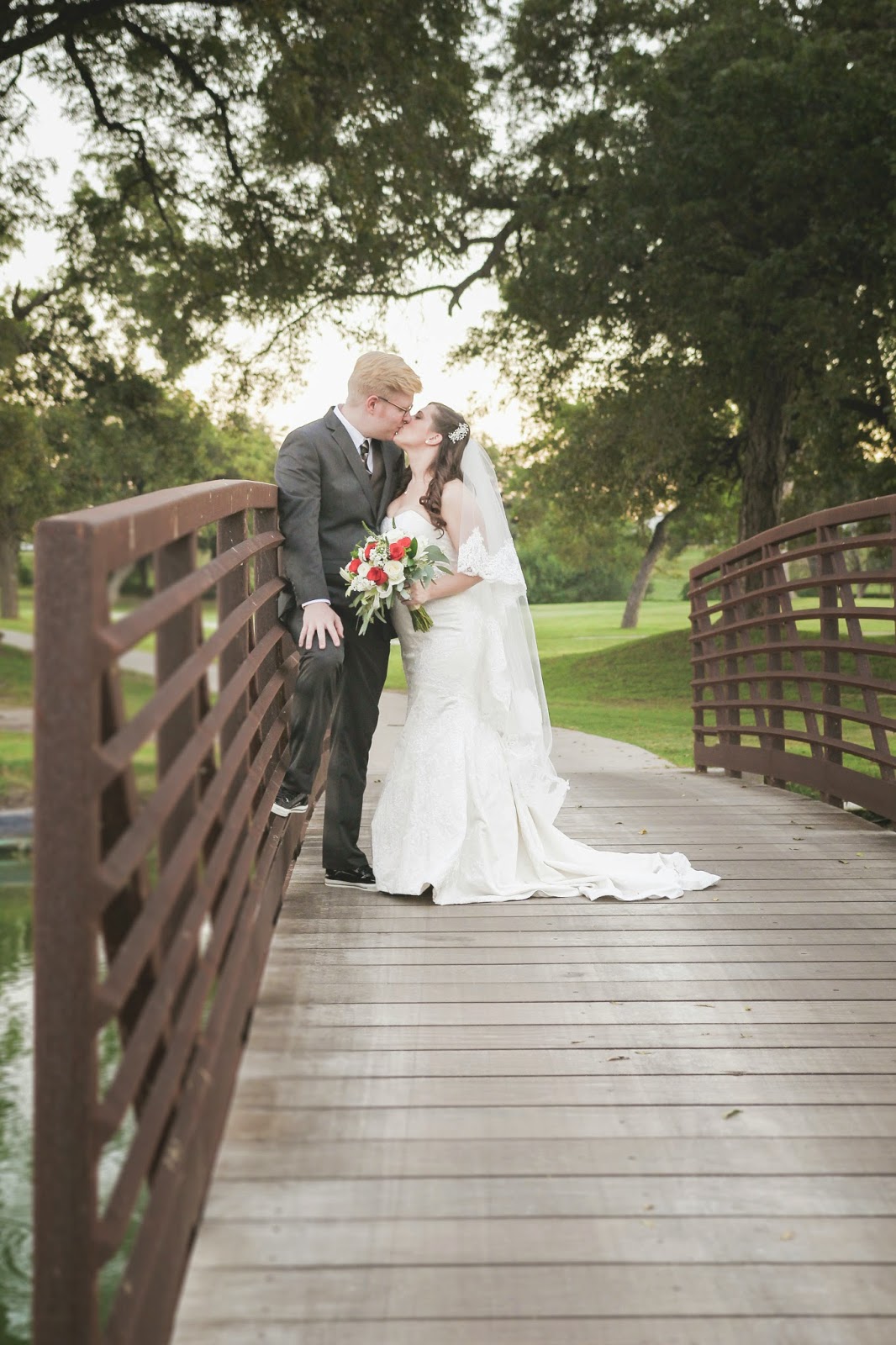 Victoria K Photography: WEDDING AT SAN ANTONIO GOLF CLUB AT BORGLUM STUDIO