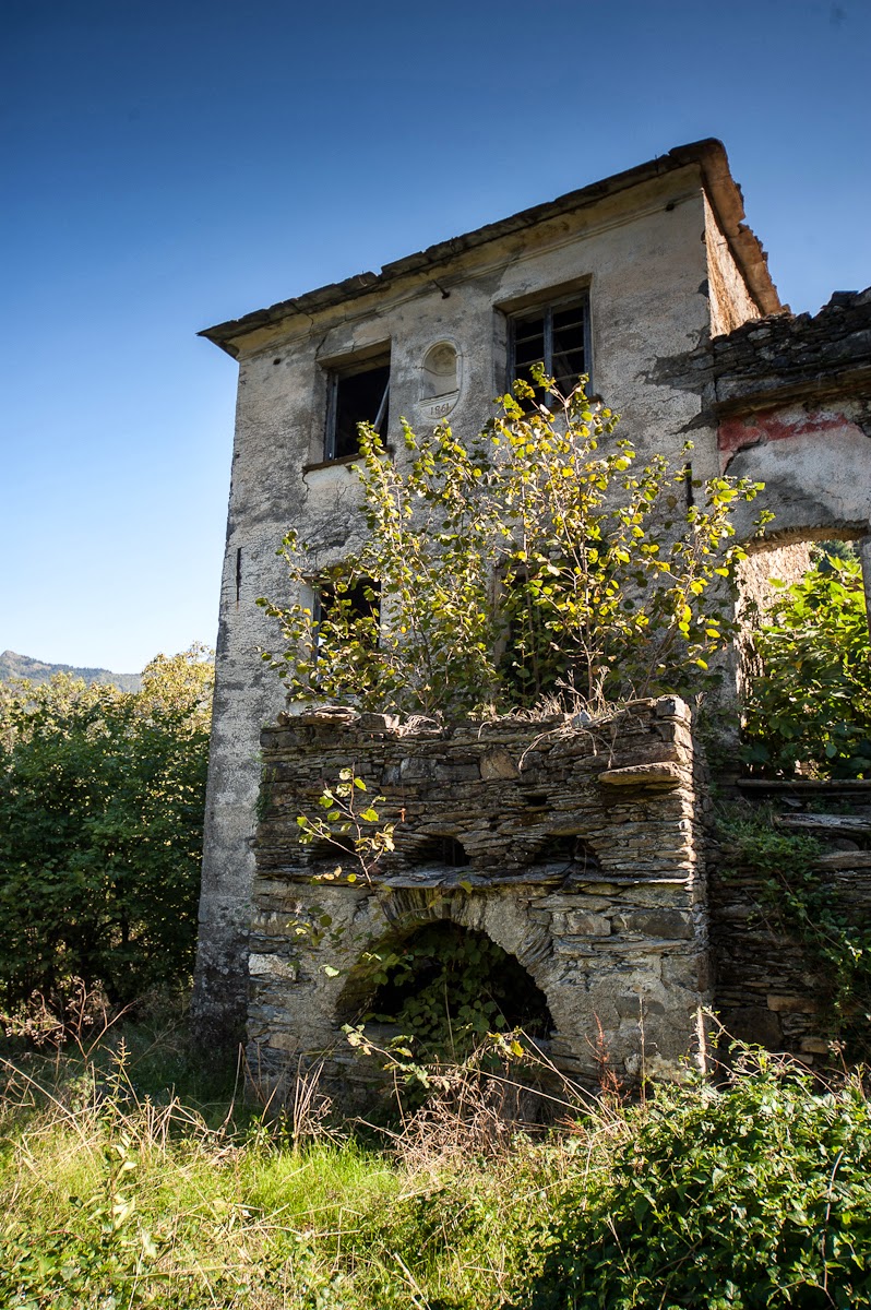 www.paesiabbandonati.it: Incisa comune di Orero