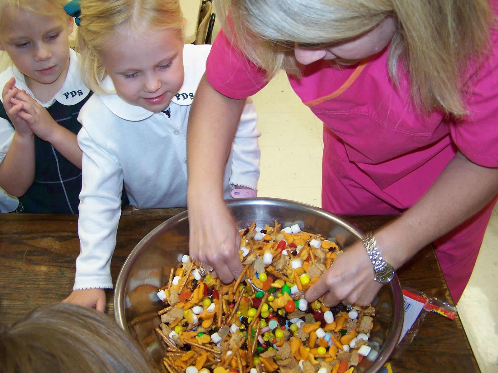Mrs. McNeer's 4k Class: "Friendship Snack Mix"