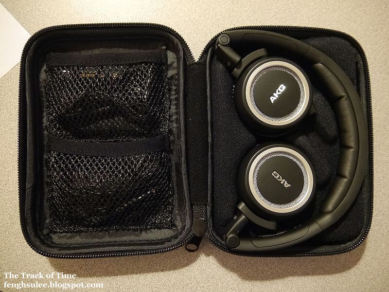 AKG K451 High-Proformance Foldable Mini Headset | The Track of Time