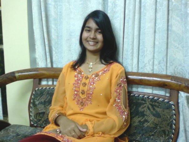 Aisha Kanwal- Hot Babe | Pixdesi4in