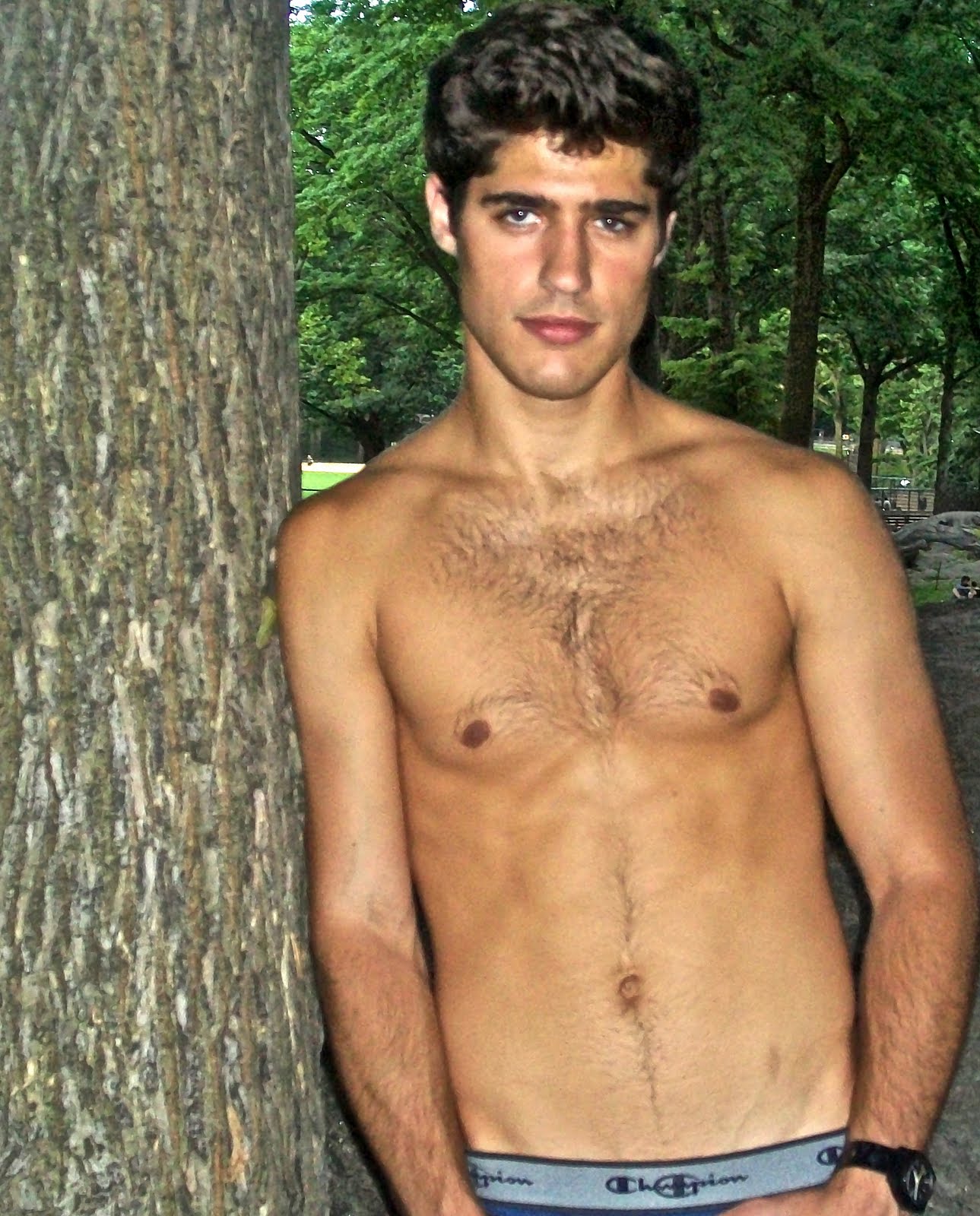 L'Homme du Jour: GREG REMMEY