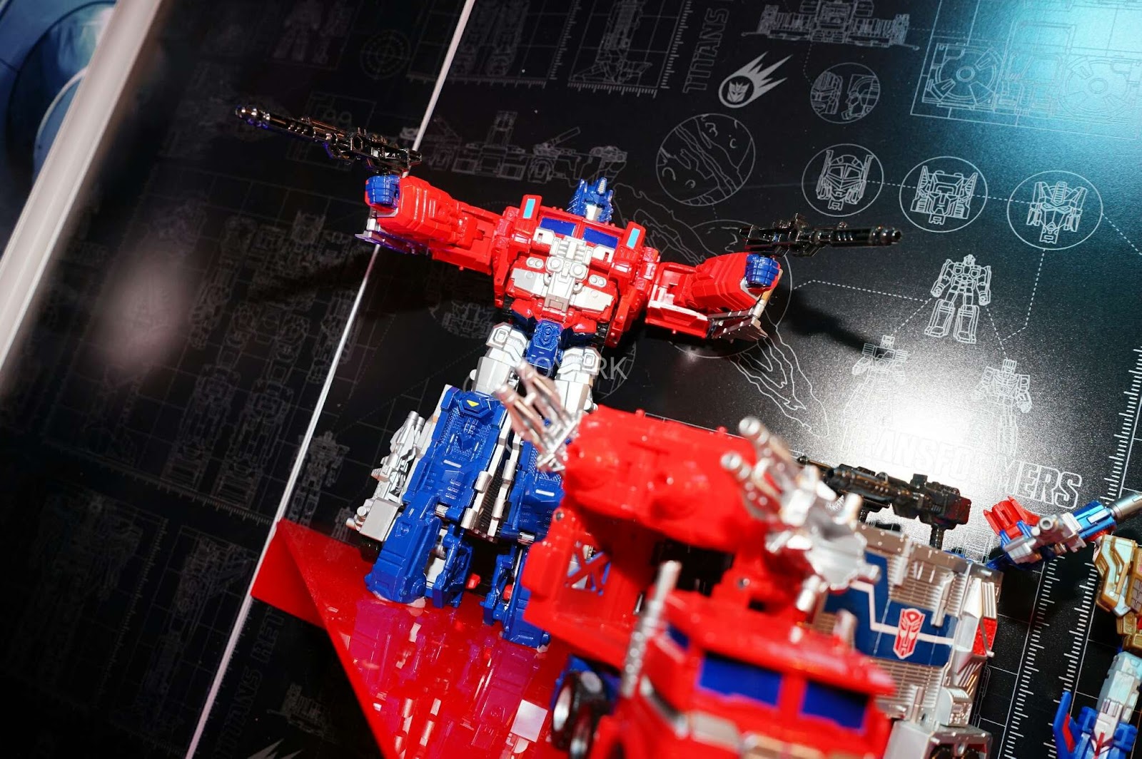 NY Toy Fair 2017: Incoming Transformers Titans Return Figures | Robot ...