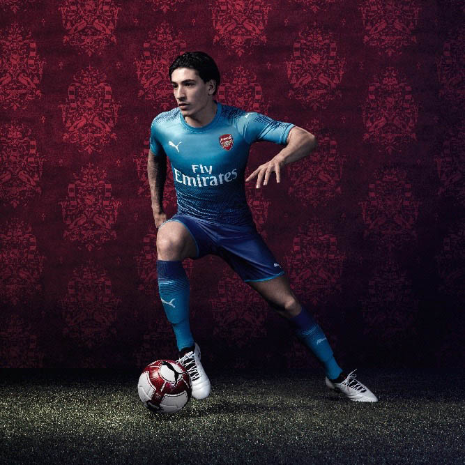 Arsenal 17-18 Away Kit Released - Footy Headlines